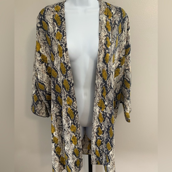Allison Joy | Tops | Allison Joy Snake Print Kimono | Poshmark
